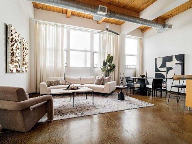 condo with 2 bedroom, Quincy MA DS104076880