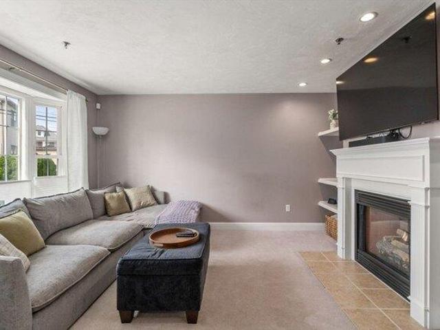 condo with 2 bedroom, Quincy MA ES103437839