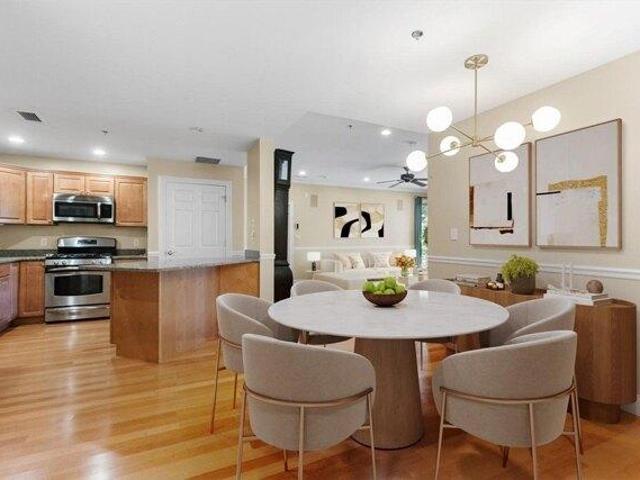 condo with 2 bedroom, Quincy MA ES103442482