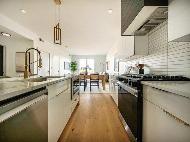 condo with 2 bedroom, Quincy MA ES103850228