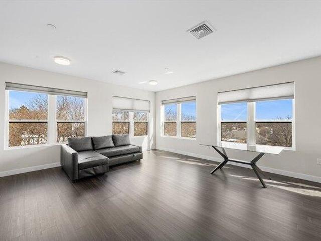 condo with 2 bedroom, Quincy MA ES103125342