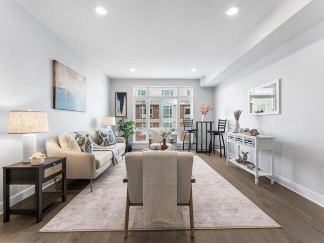 condo with 2 bedroom, Quincy MA ES103126569