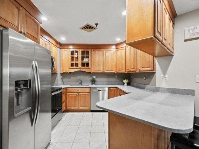 condo with 2 bedroom, Quincy MA ES104831808