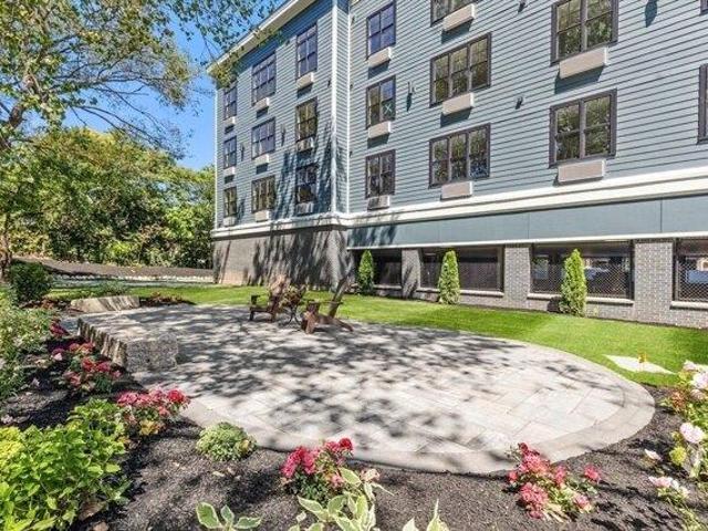 condo with 2 bedroom, Quincy MA ES105060477
