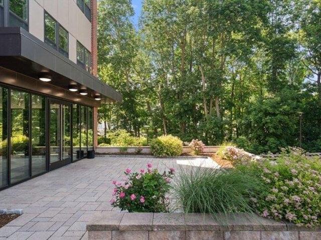 condo with 2 bedroom, Quincy MA ES105060349