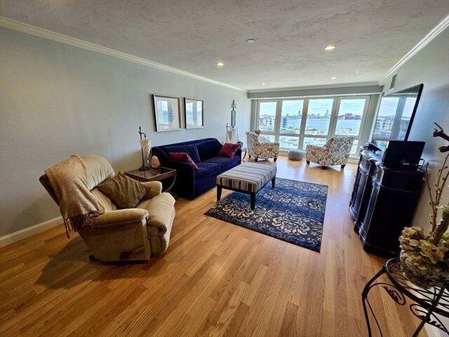 condo with 2 bedroom, Quincy MA ES105208180