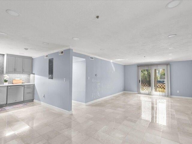 condo with 2 bedroom, Randolph MA DS103127212