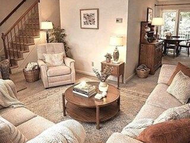 condo with 2 bedroom, Randolph MA ES103072120