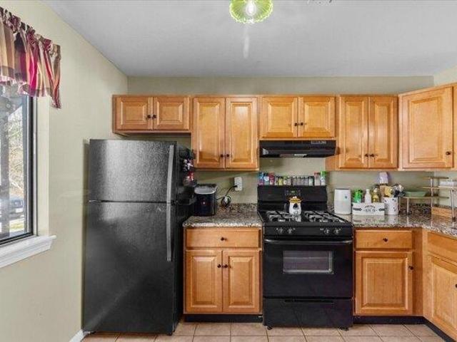 condo with 2 bedroom, Raynham MA ES103033336