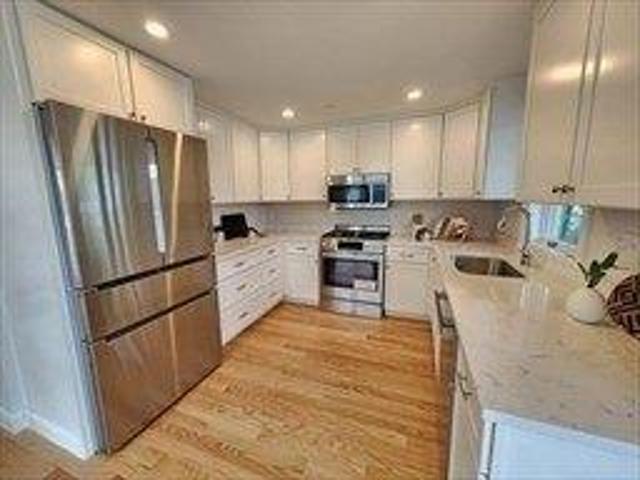 condo with 2 bedroom, Reading MA DS103434714