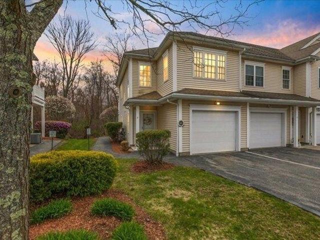 condo with 2 bedroom, Reading MA ES104542123