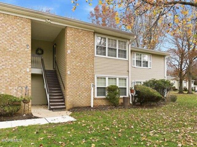 condo with 2 bedroom, Red Bank NJ DLS101603745