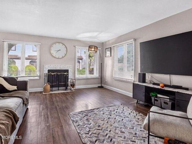condo with 2 bedroom, Red Bank NJ ES105191905