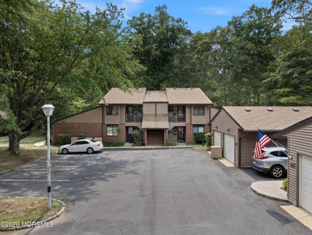 condo with 2 bedroom, Red Bank NJ ES105204256