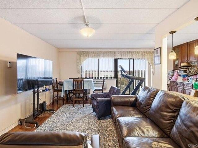 condo with 2 bedroom, Rego Park NY ES103619367