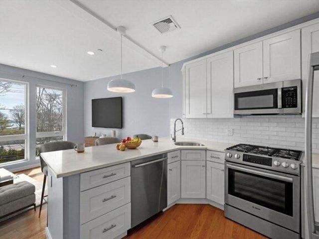 condo with 2 bedroom, Revere MA DS102445816