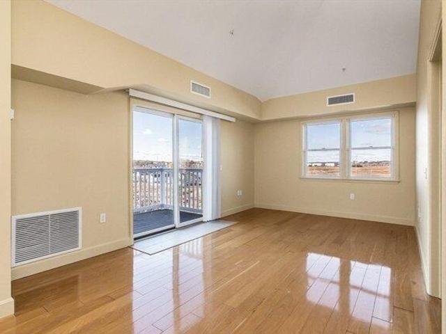condo with 2 bedroom, Revere MA DS102257416