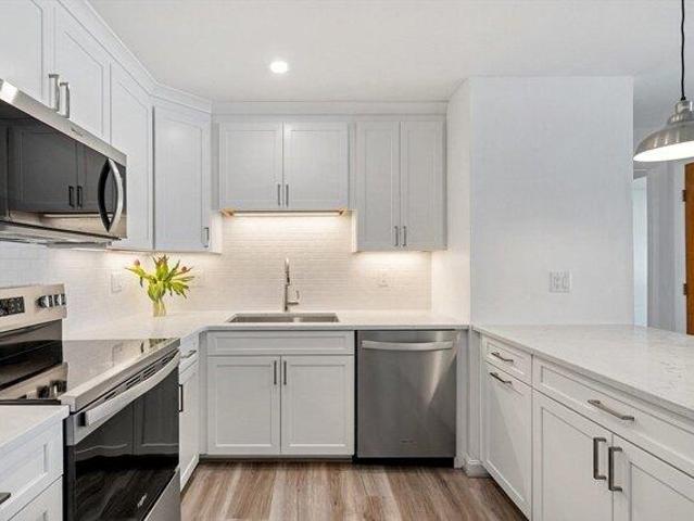condo with 2 bedroom, Revere MA DS102314771