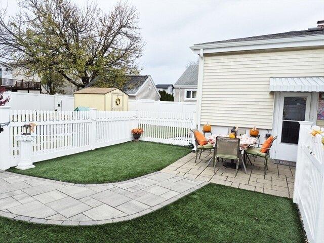 condo with 2 bedroom, Revere MA ES102860555
