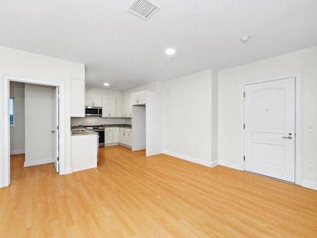 condo with 2 bedroom, Revere MA ES102960413
