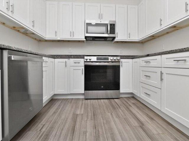 condo with 2 bedroom, Revere MA ES105096008