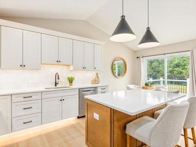 condo with 2 bedroom, Rindge NH ES104410212
