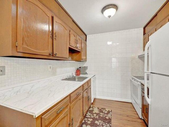 condo with 2 bedroom, Ridge NY ES104901438