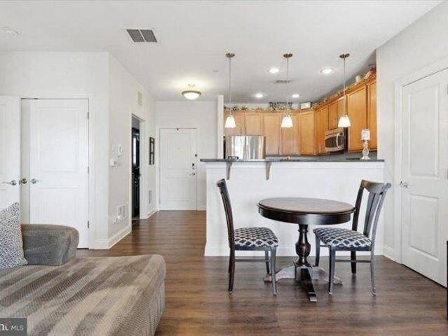 condo with 2 bedroom, Robbinsville NJ DS101704885