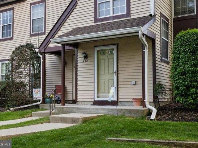 condo with 2 bedroom, Robbinsville NJ ES103622975