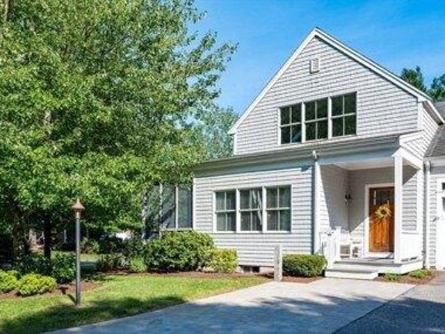 condo with 2 bedroom, Rochester MA DS104330333