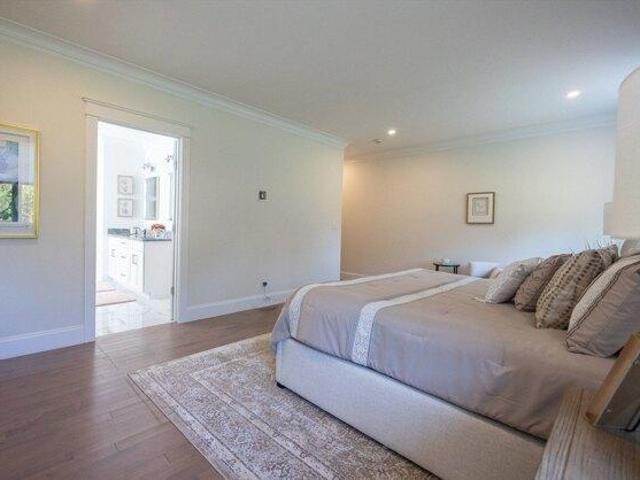 condo with 2 bedroom, Rochester MA ES104921384