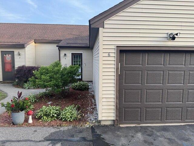 condo with 2 bedroom, Rochester NH DS103928123