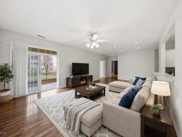 condo with 2 bedroom, Rockaway NJ DLS101780187