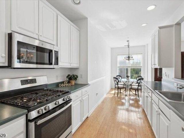 condo with 2 bedroom, Rockaway NJ DLS102215038