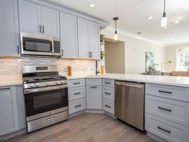 condo with 2 bedroom, Rockaway NJ DS102257247
