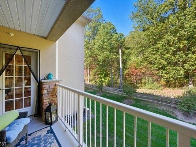 condo with 2 bedroom, Rockaway NJ ES104850417