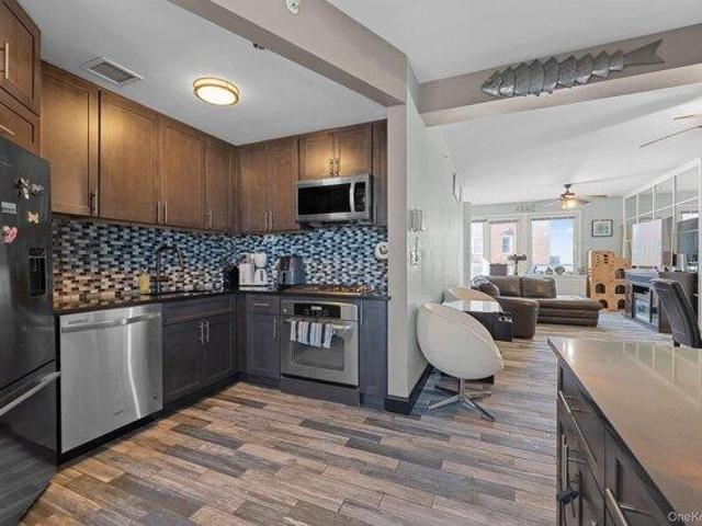 condo with 2 bedroom, Rockaway Park NY ES103624909