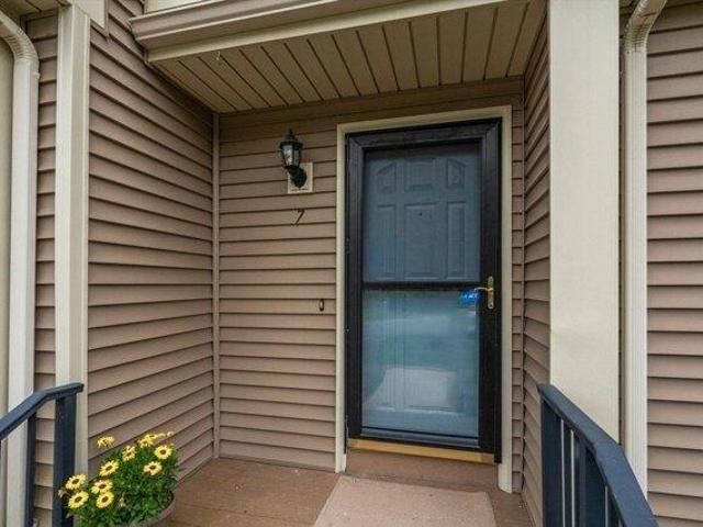 condo with 2 bedroom, Rockland MA DS102670946