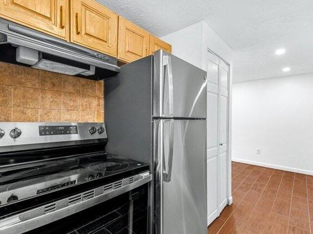 condo with 2 bedroom, Rockland MA DS102632706