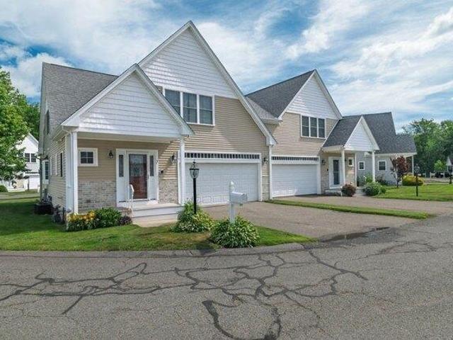 condo with 2 bedroom, Rockland MA DS104075914