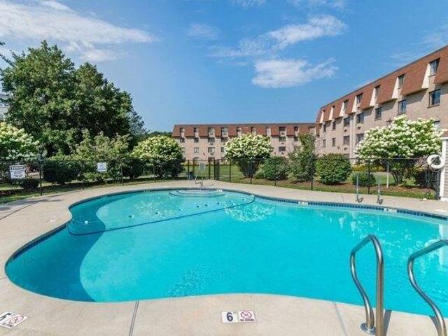 condo with 2 bedroom, Rockland MA DS104408568