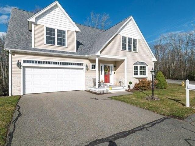 condo with 2 bedroom, Rockland MA ES103127715
