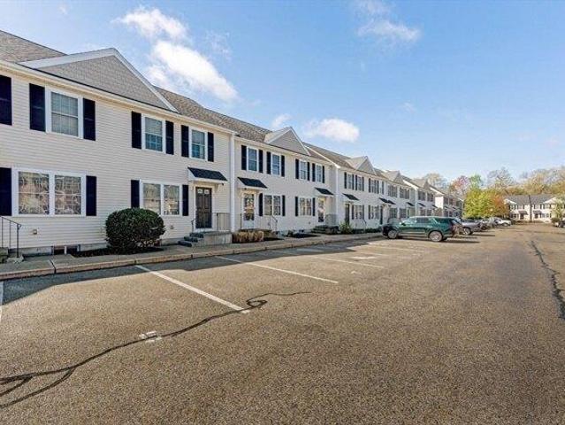 condo with 2 bedroom, Rockland MA ES103497239