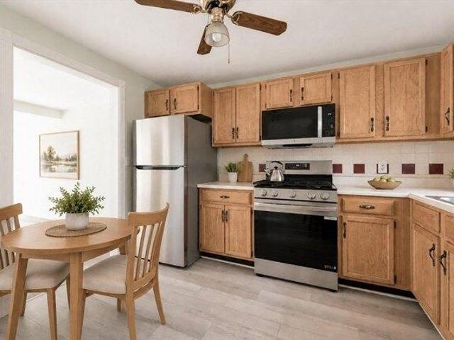 condo with 2 bedroom, Rockland MA ES103808468