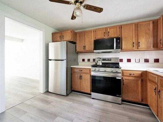 condo with 2 bedroom, Rockland MA ES105144465