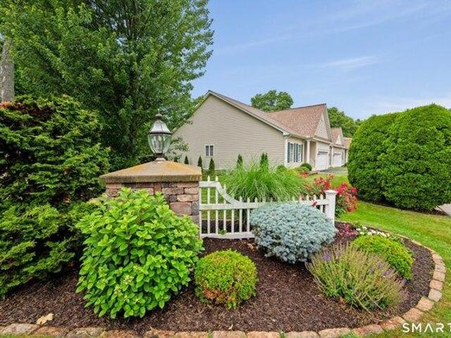 condo with 2 bedroom, Rocky Hill CT ES104266705