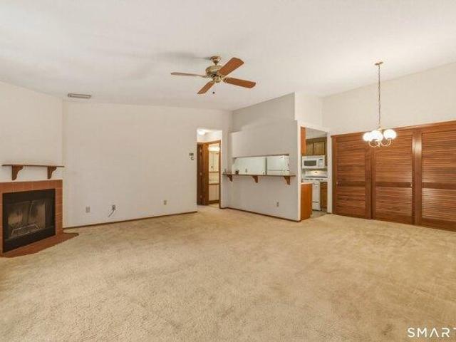 condo with 2 bedroom, Rocky Hill CT ES105191199