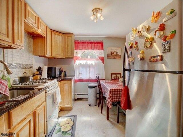 condo with 2 bedroom, Roselle NJ ES104411146