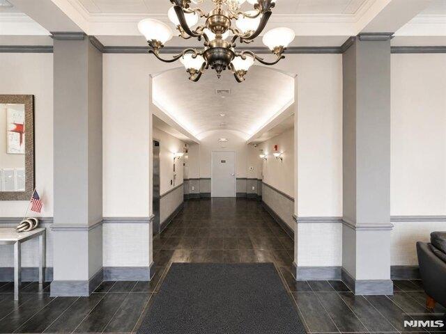 condo with 2 bedroom, Rutherford NJ ES104150643