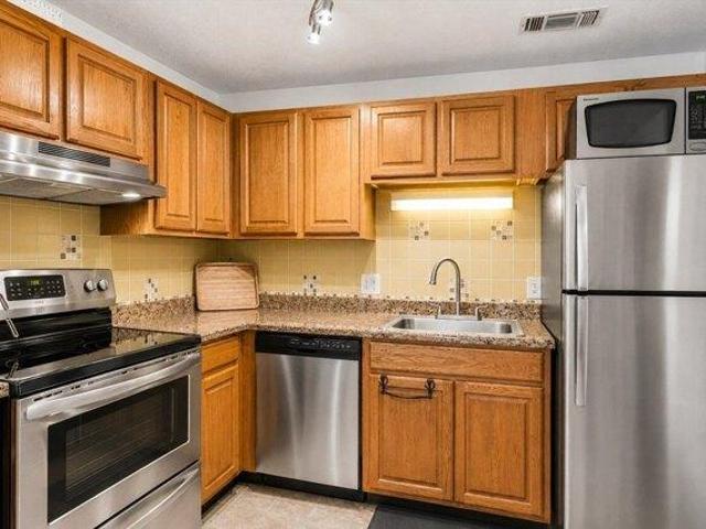 condo with 2 bedroom, Rutland MA ES105159901